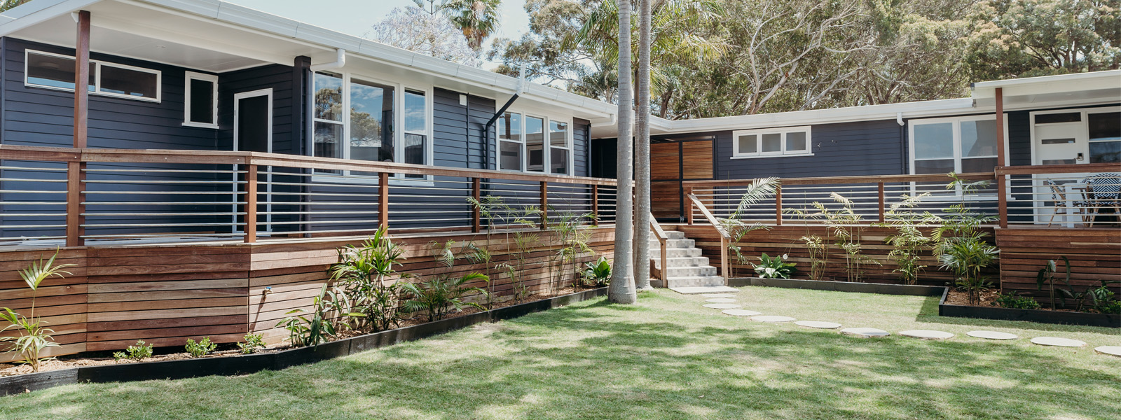 Nelson Palms :: Port Stephens