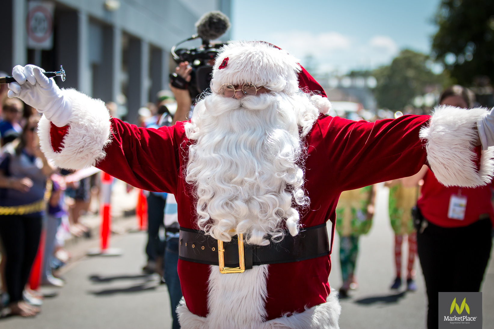 Santa's Big Arrival 2019 :: Port Stephens