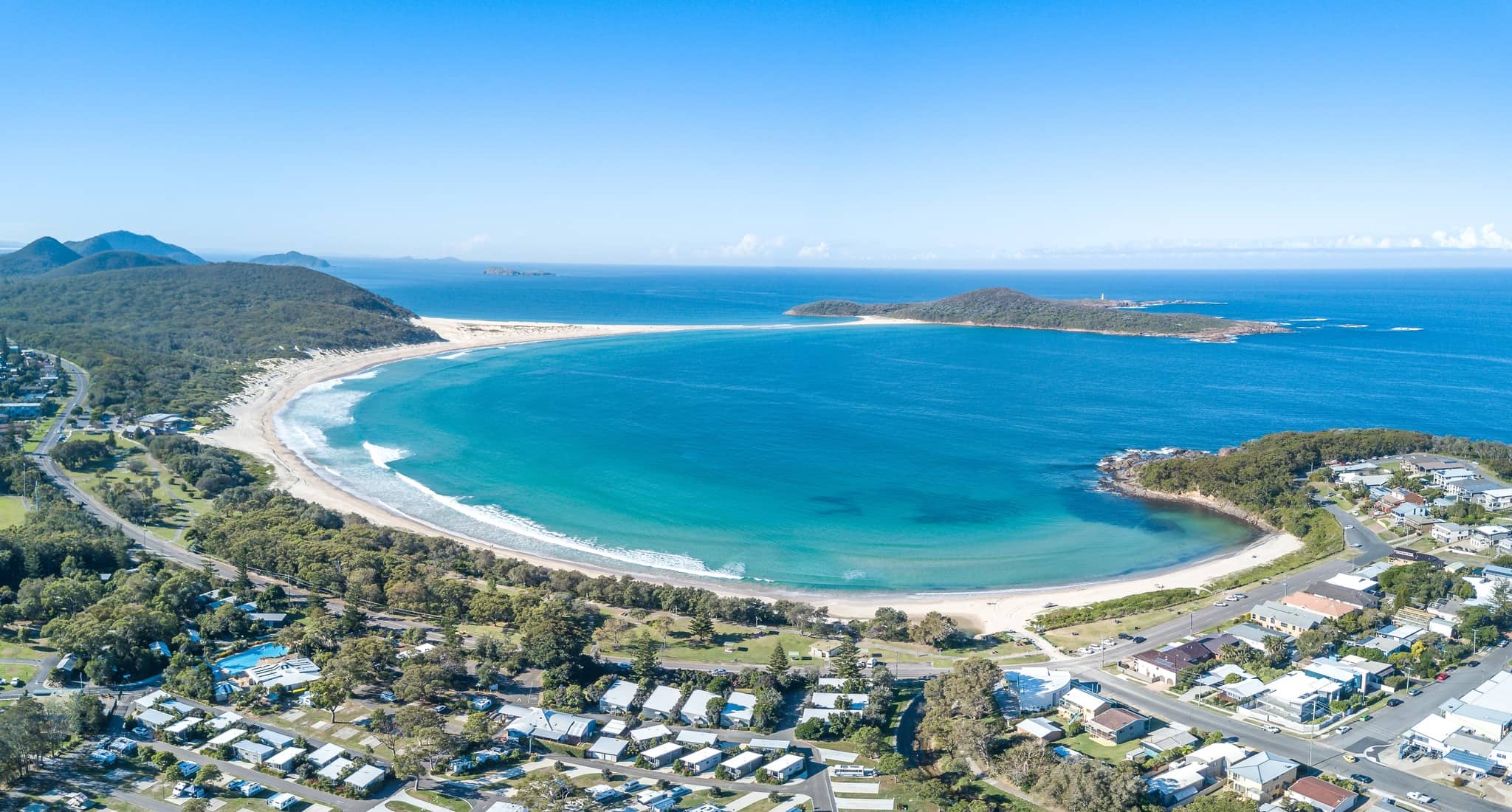 The Ultimate Guide to Port Stephens’ Accommodation :: Port Stephens